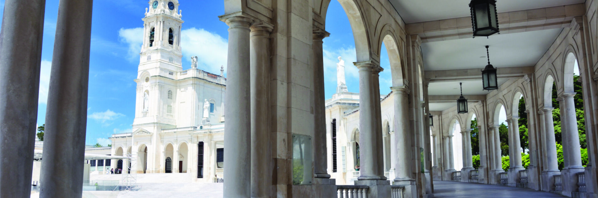 Fátima Group Tour - YellowCab TT Tours